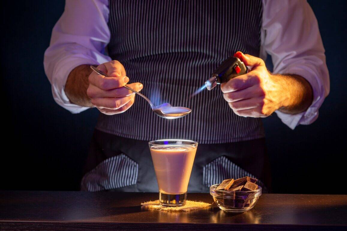 Charred Fruit Cocktail: Exquisite Fruit Drinks with a Fiery Twist