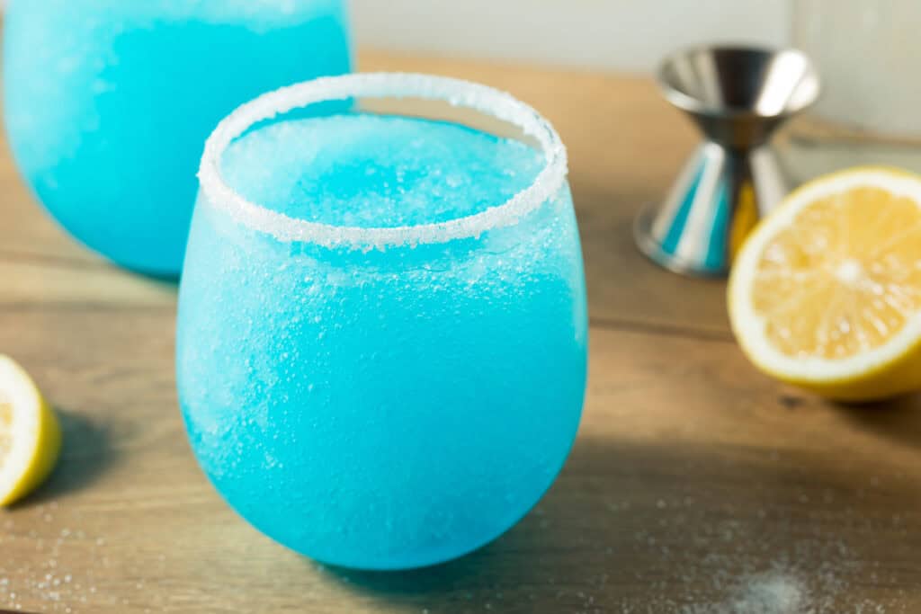 Mastering the Perfect Frozen Cocktails: A Guide for Beginners